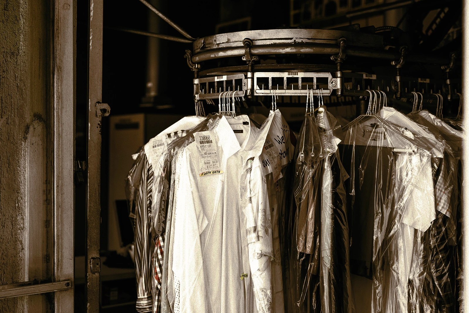 Convenient Dry Cleaning & Laundry Services in Bengaluru | Suffai